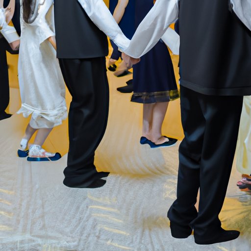 Exploring the Hora Dance in Jewish Culture: History, Meaning and ...