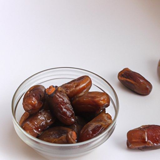 How to Eat a Date: 8 Delicious Ways to Enjoy this Sweet Fruit - The ...